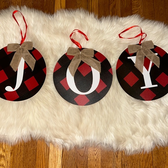 Amazon | Holiday | New Joy Red Black Buffalo Check Plaid Holiday Signs ...